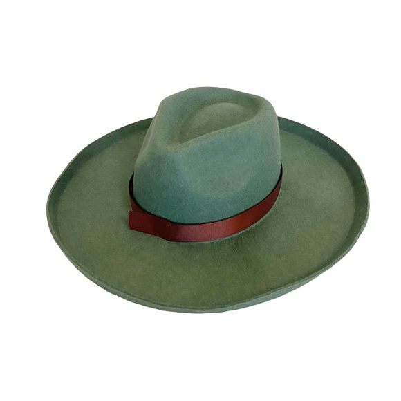 Universal Thread | Accessories | Universal Thread Womens Green Wool ...